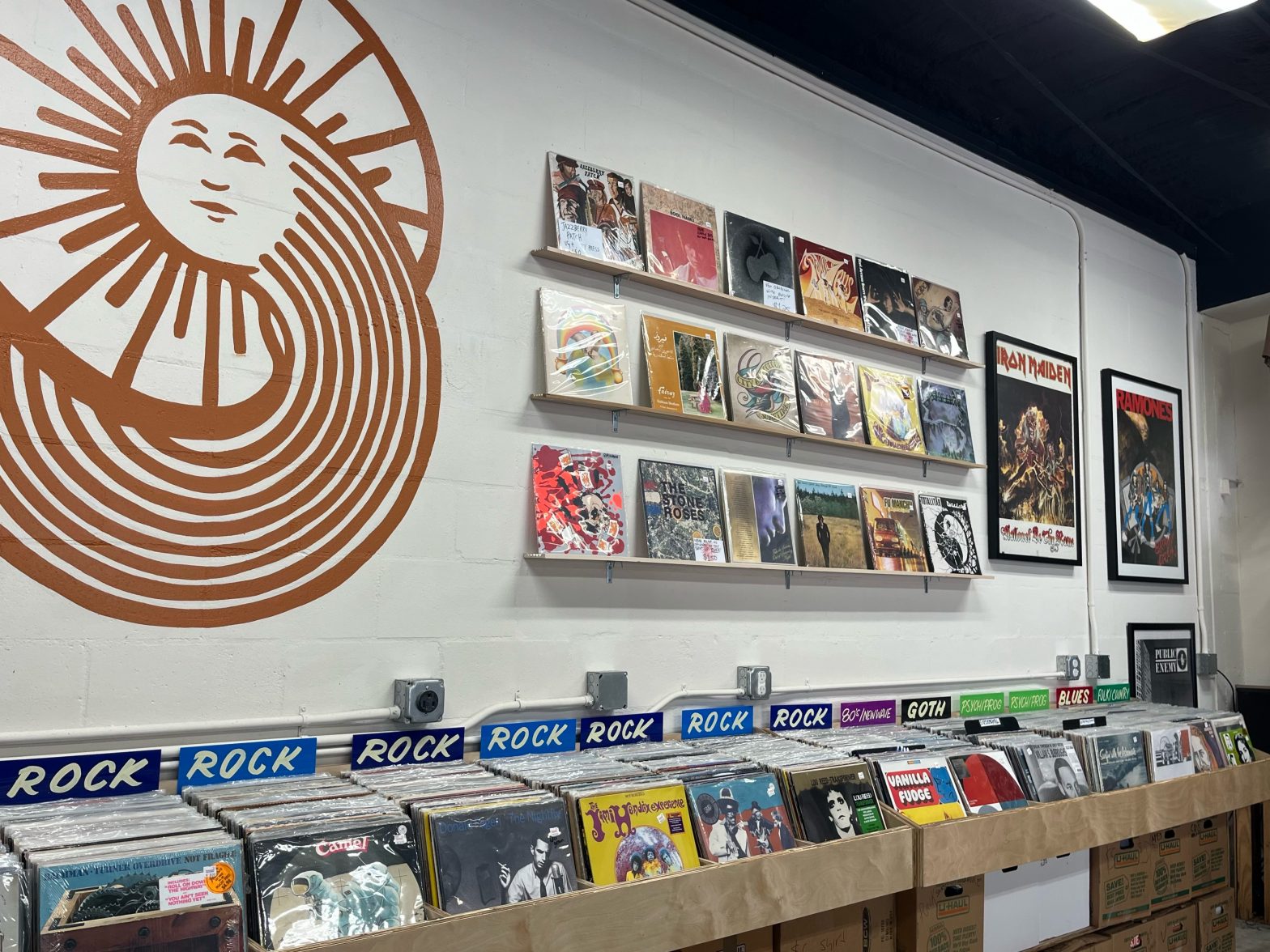 About – SUNSHINE RECORDS